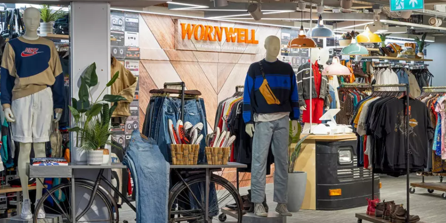 Está à procura de roupa vintage? A Primark vai passar a vender (e a ...